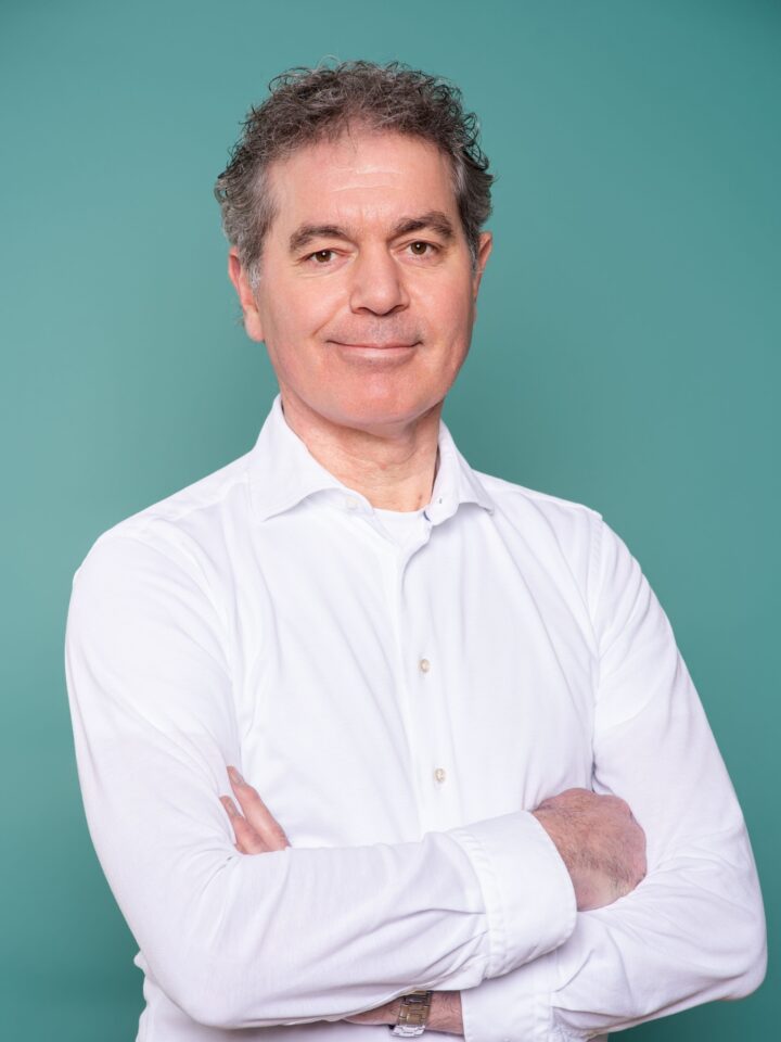 Discovering new therapeutic targets and antibodies by interrogating ...